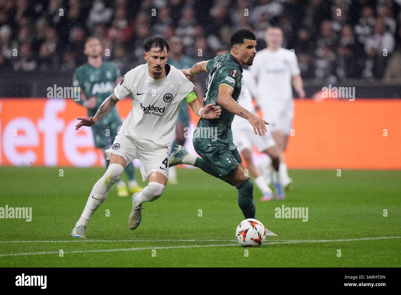 Tottenham Hotspur's Dominic Solanke (right) and Eintracht Frankfurt's ...