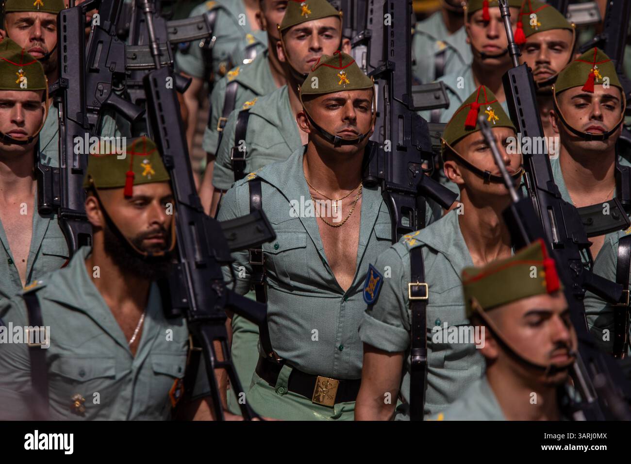 Malaga, Spain. 17th Apr, 2025. A group of legionnaires parade with ...