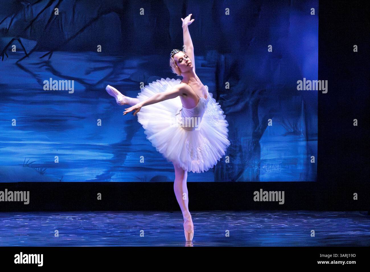 Princess Odette dancing in Swan Lake ballet, San Diego, California ...