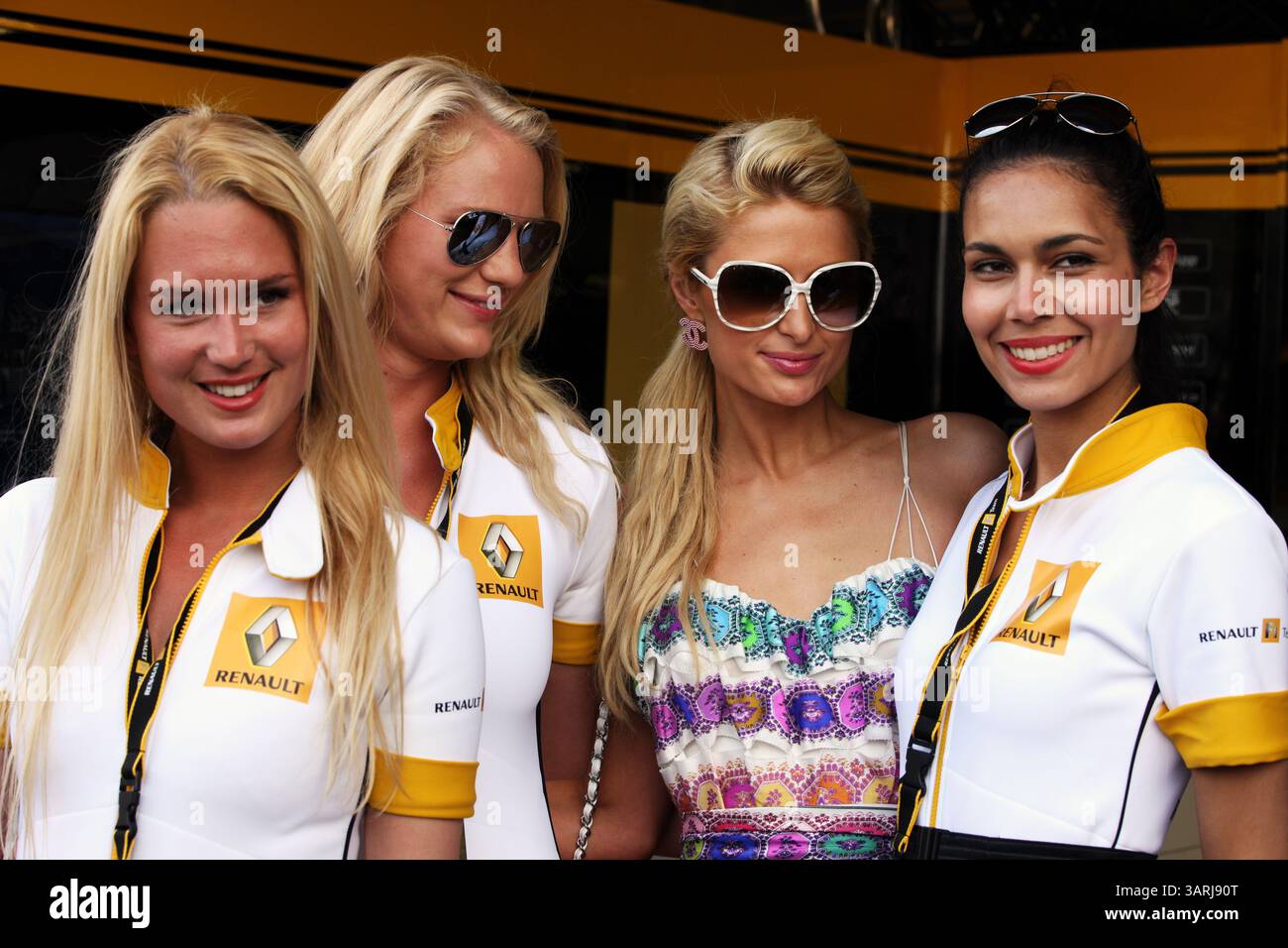 Pit girls grand prix monaco hi-res stock photography and images - Alamy