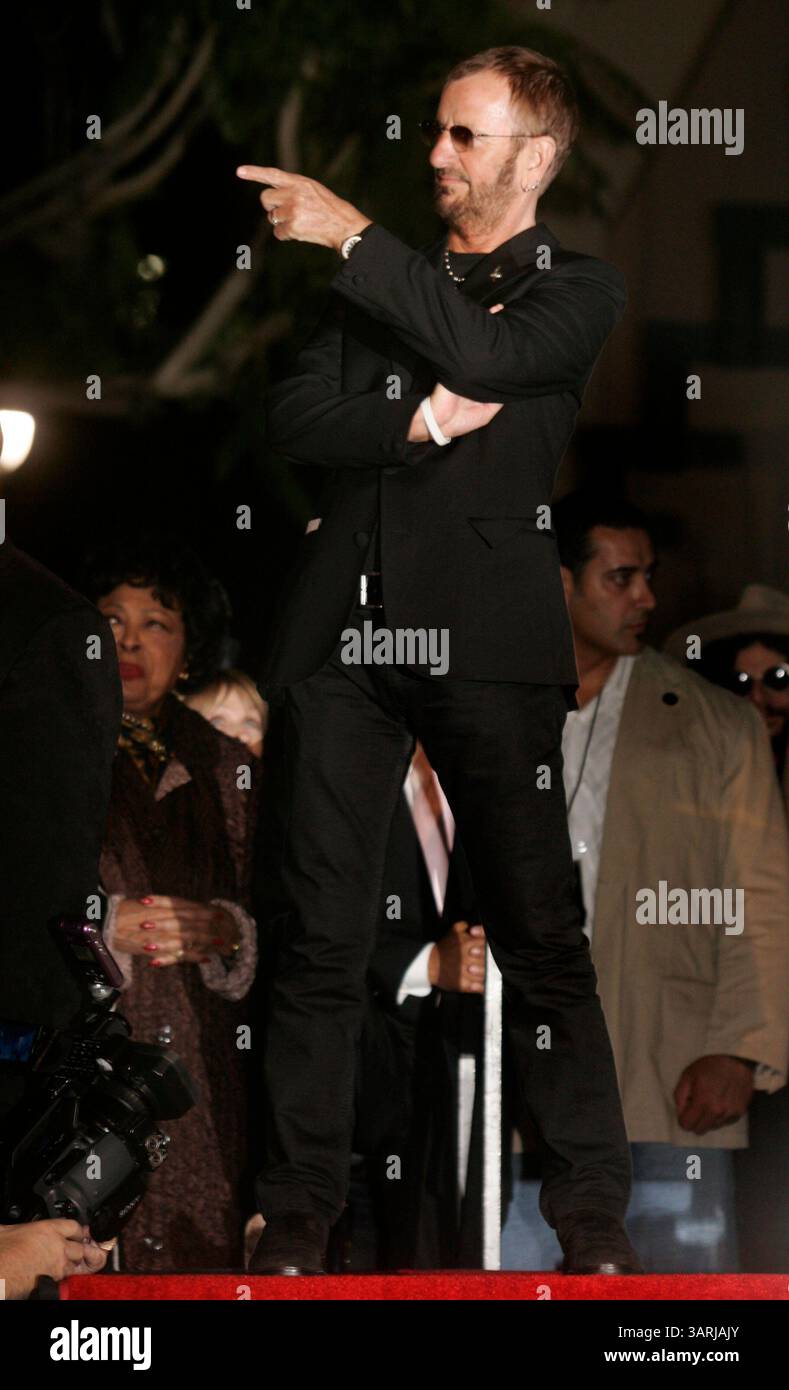 Feb 08, 2010 - Los Angeles, California, USA - Ringo Starr acknowledges ...