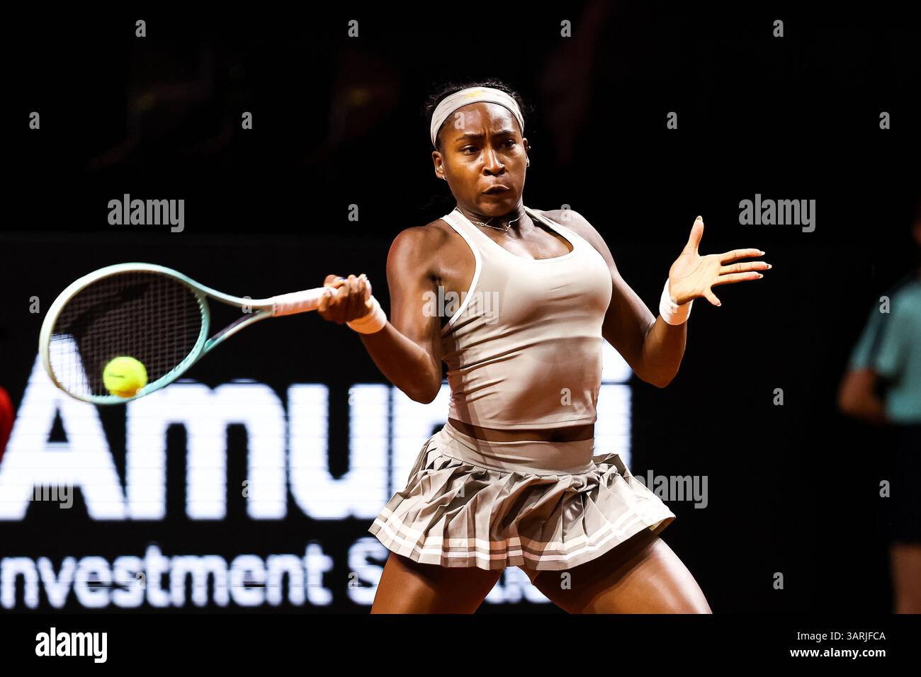 Stuttgart, Deutschland. 17th Apr, 2025. im Bild Coco Gauff USA Coco Gauff USA vs Ella Seidel GER ...