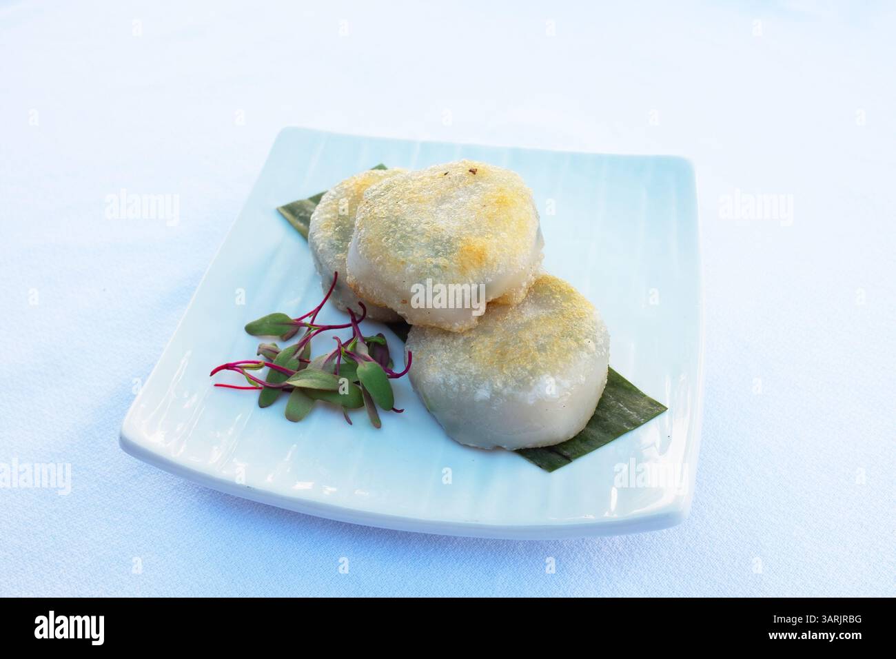 Panfried Chinese Stuffed Meat Bao Buns Stock Photo - Alamy