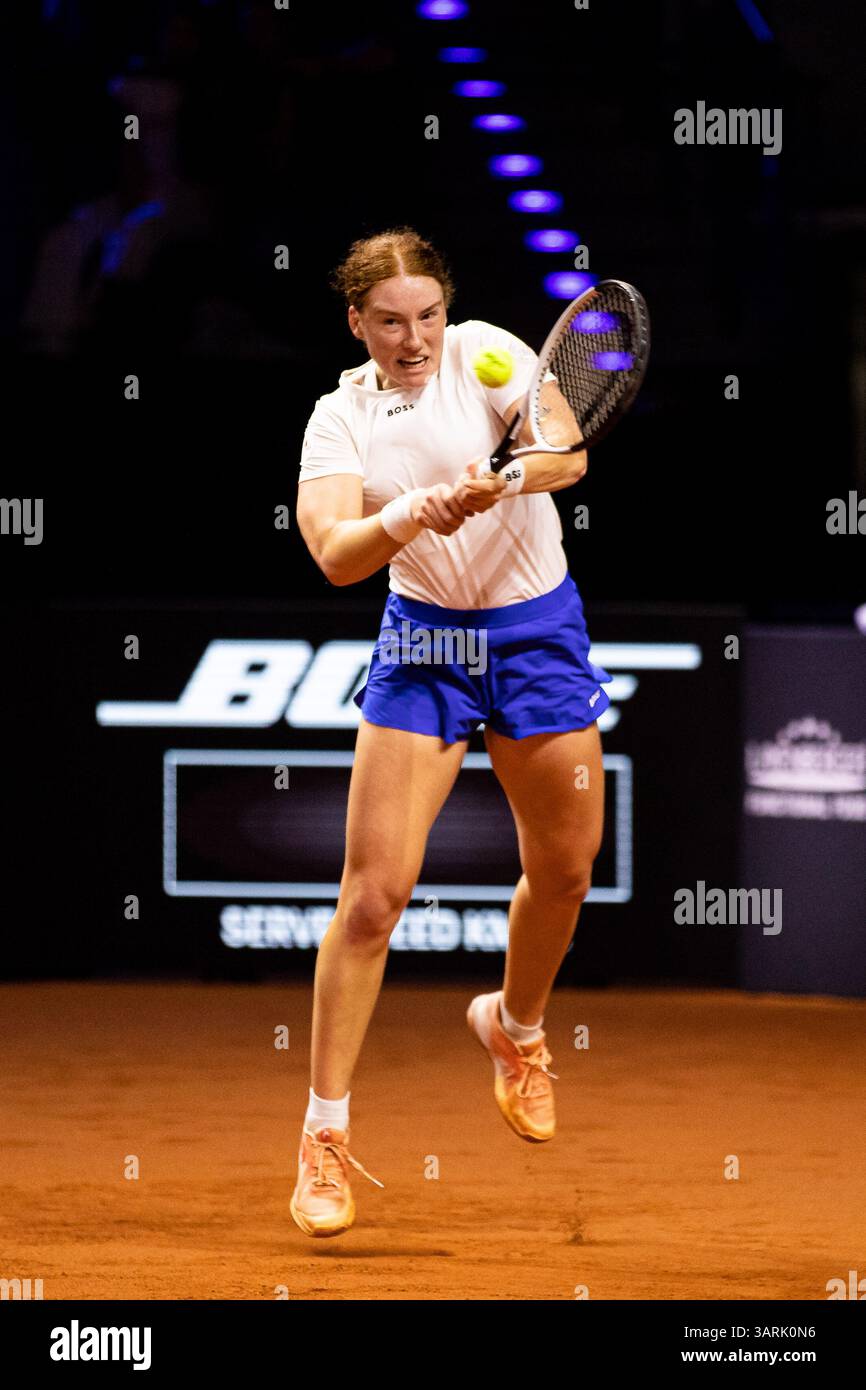 Stuttgart, Deutschland. 17th Apr, 2025. im Bild Ella Seidel GER Coco Gauff USA vs Ella Seidel ...