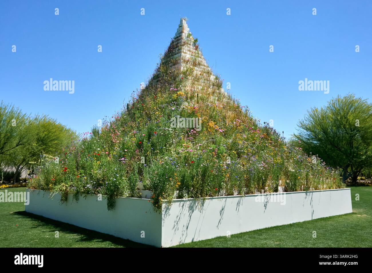 April 9, 2025, Rancho Mirage, California, USA: ''The Living Pyramid ...