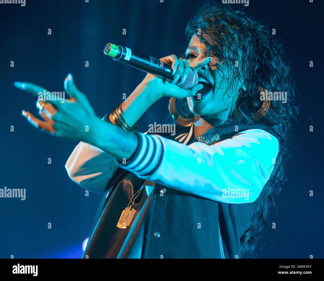 Oct 24, 2012 - Chicago, Illinois, U.S. - Rapper LOLA MONROE performs at ...