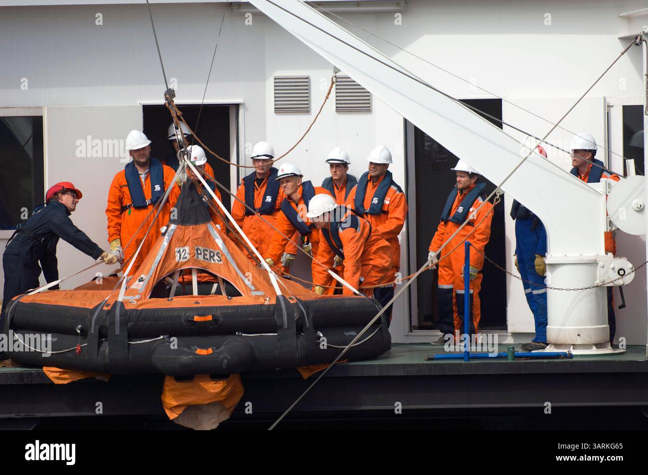 April 23, 2013 - Rotterdam, The Netherlands - Students practice how ...