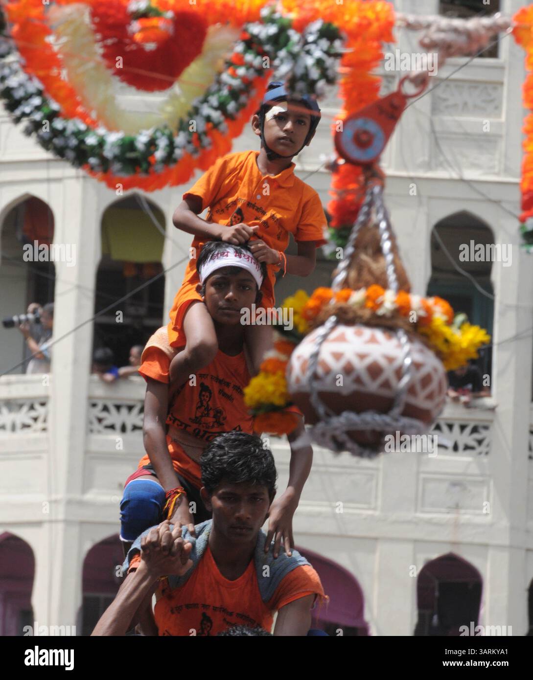 MUMBAI, INDIA â€“ AUGUST 29: Enthusiastic 'Govindas' form human ...