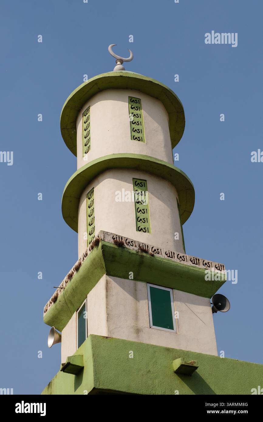 Ghana, Tamale. Minaret of the Central Mosque Stock Photo - Alamy