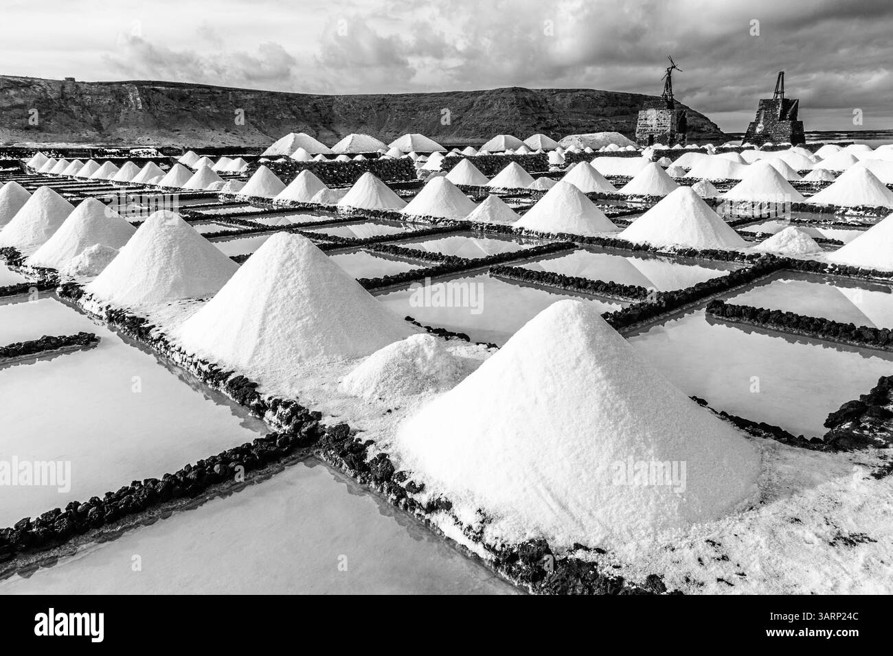 Salt spain basin evaporation exploration Black and White Stock Photos ...