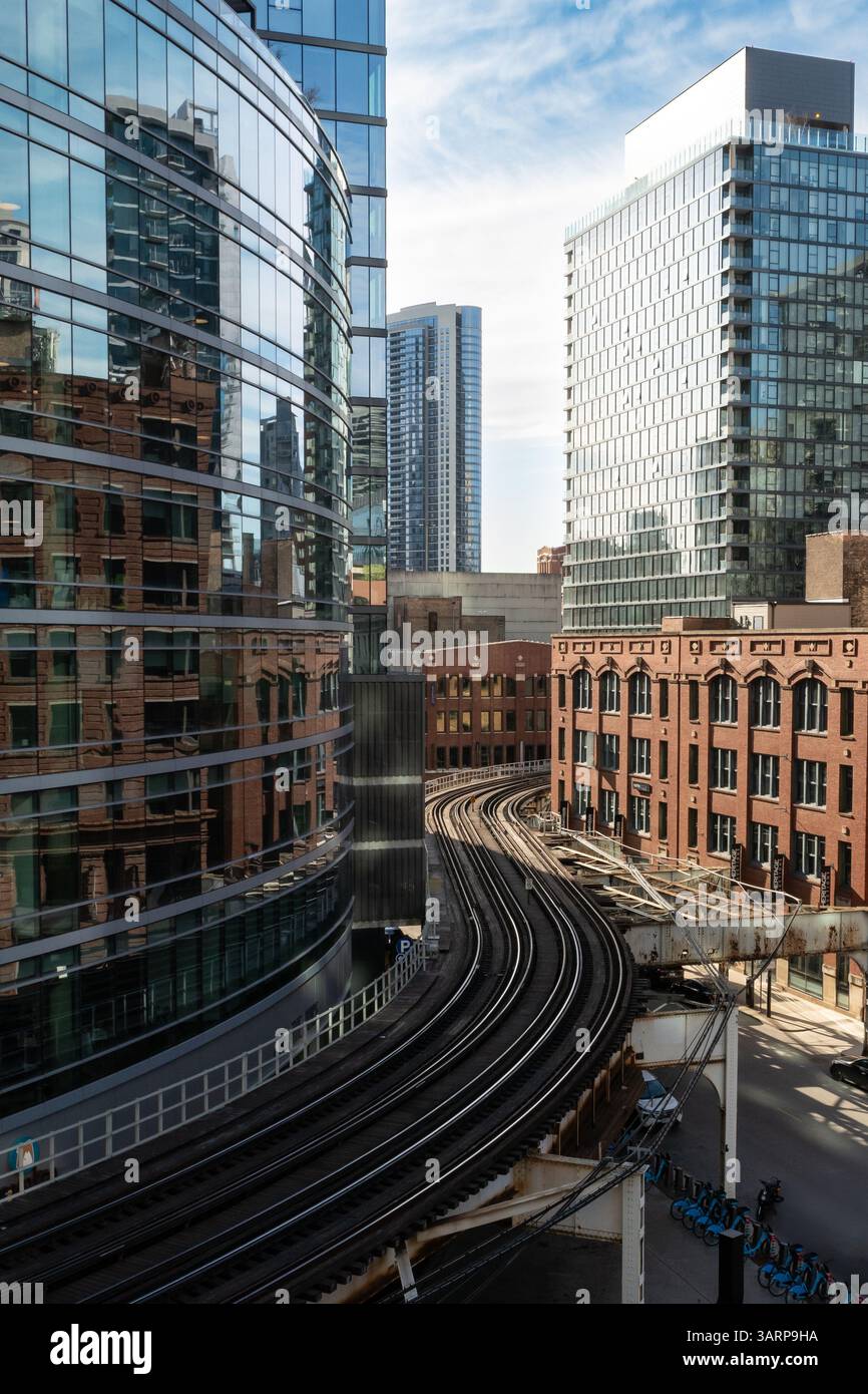 Vintage subway train above ground hi-res stock photography and images ...