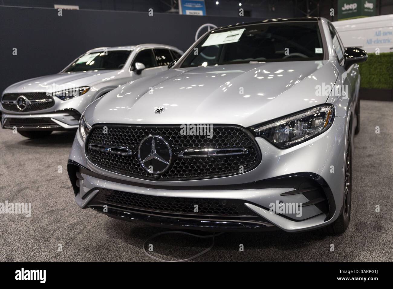 Press preview of the New York International Auto Show Mercedes Bens GLC ...