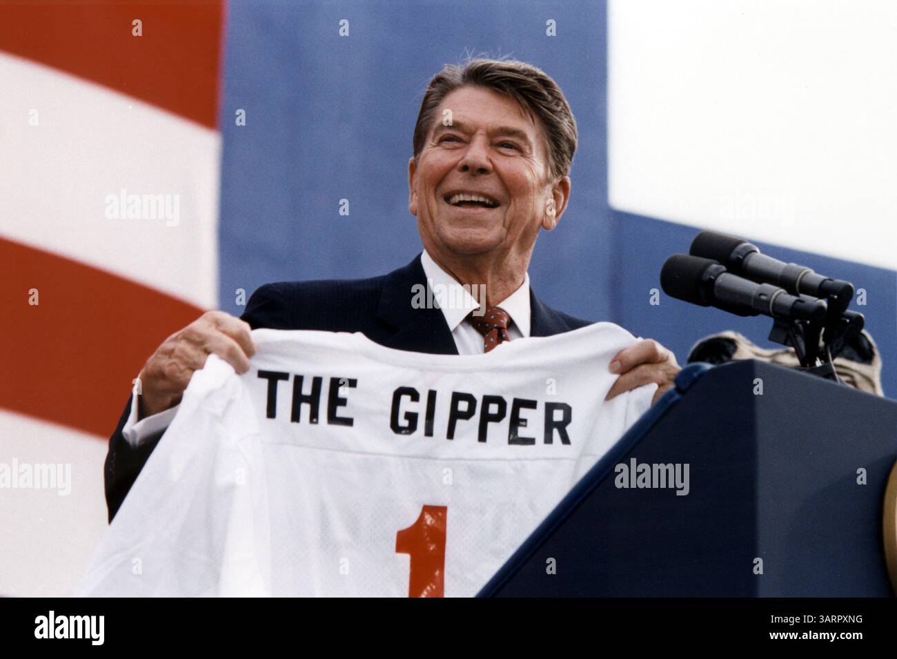 Reagan gipper movie hi-res stock photography and images - Alamy