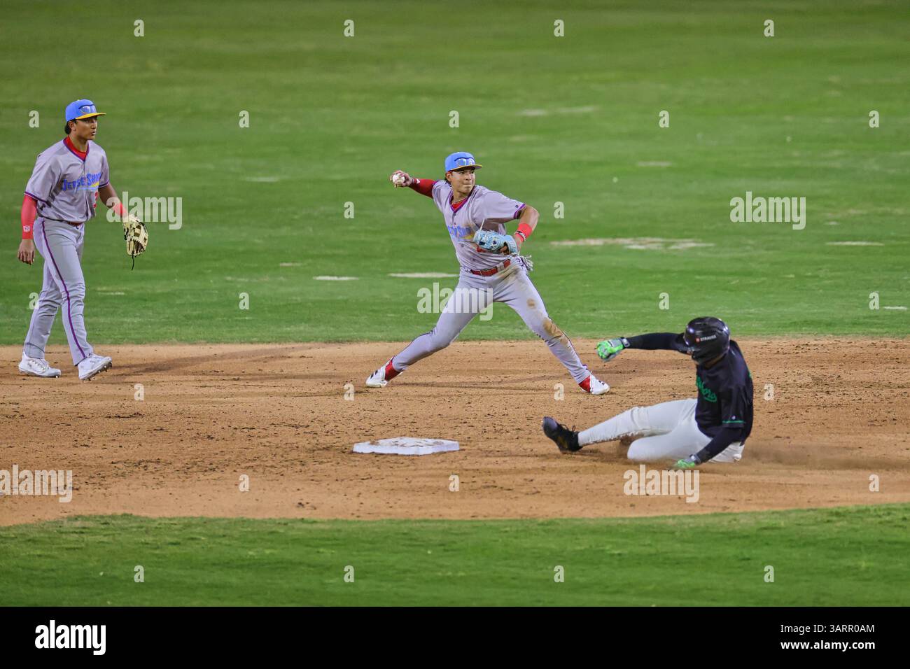 Greensboro, USA. 15th Apr, 2025. Greensboro, NC: Jersey Shore BlueClaws ...