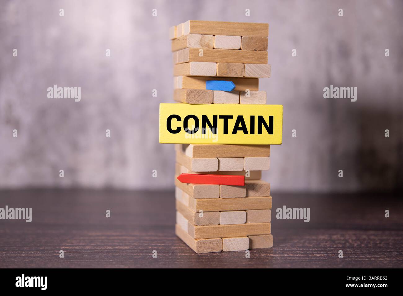 word CONTAIN on wooden block Stock Photo - Alamy