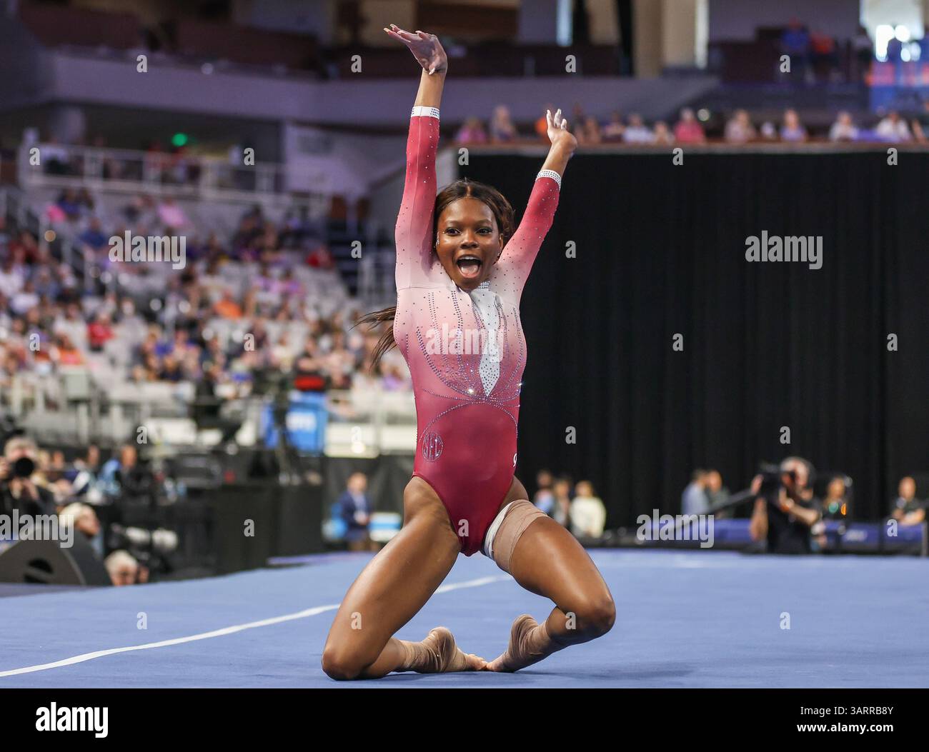 April 17, 2025: Alabama's Jamison Sears on the floor exercise during ...