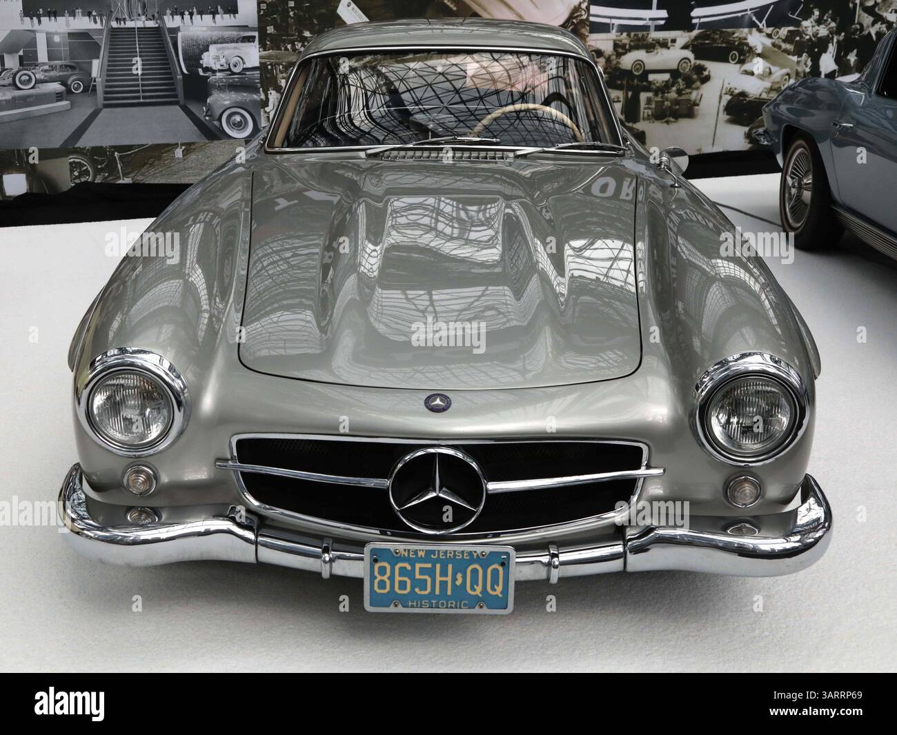 New York, New York, USA. 16th Apr, 2025. 1956 MERCEDES-BENZ 300SL ...
