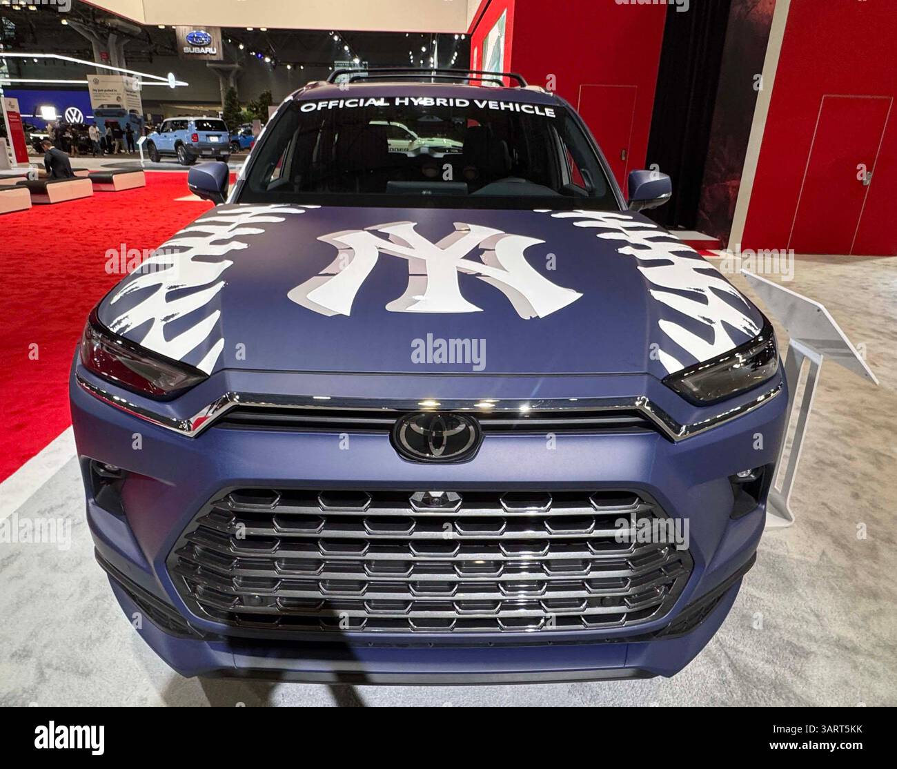 New York, New York, USA. 16th Apr, 2025. 2024 TOYOTA GRAND HIGHLANDER ...