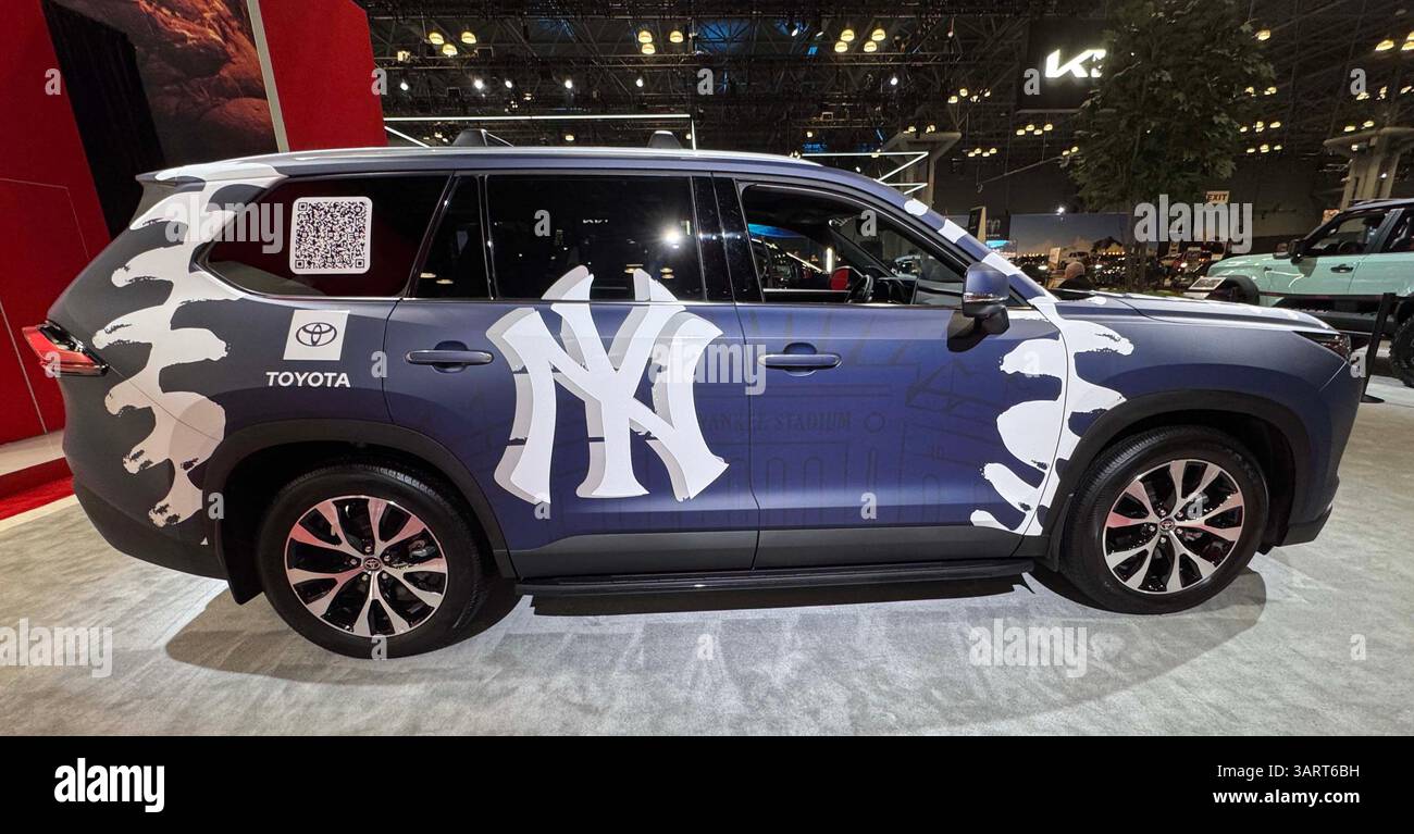 New York, New York, USA. 16th Apr, 2025. 2024 TOYOTA GRAND HIGHLANDER ...