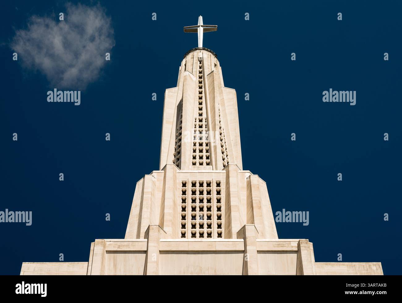 Cathedral of St. Joseph Hartford, Connecticut, USA Stock Photo - Alamy
