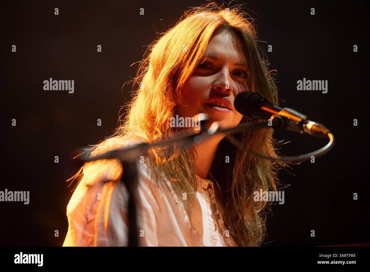 London, UK. 17 Apr 2025. English singer-songwriter Hohnen Ford opens ...