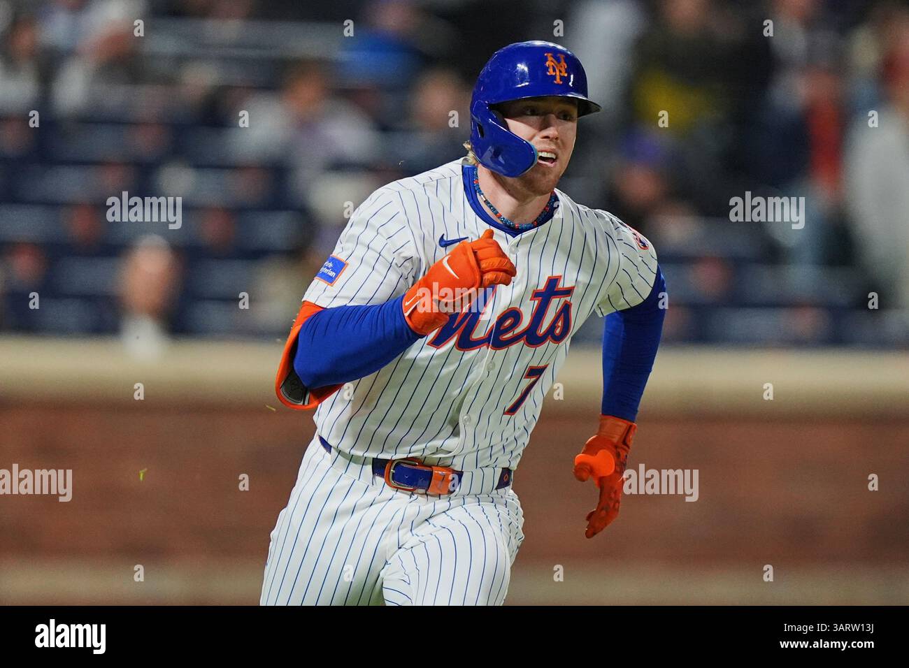 New York Mets' Brett Baty (7) runs for a double during the seventh ...