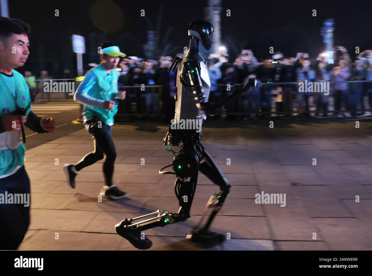 The first half marathon for humanoid robots is in final preparations in ...