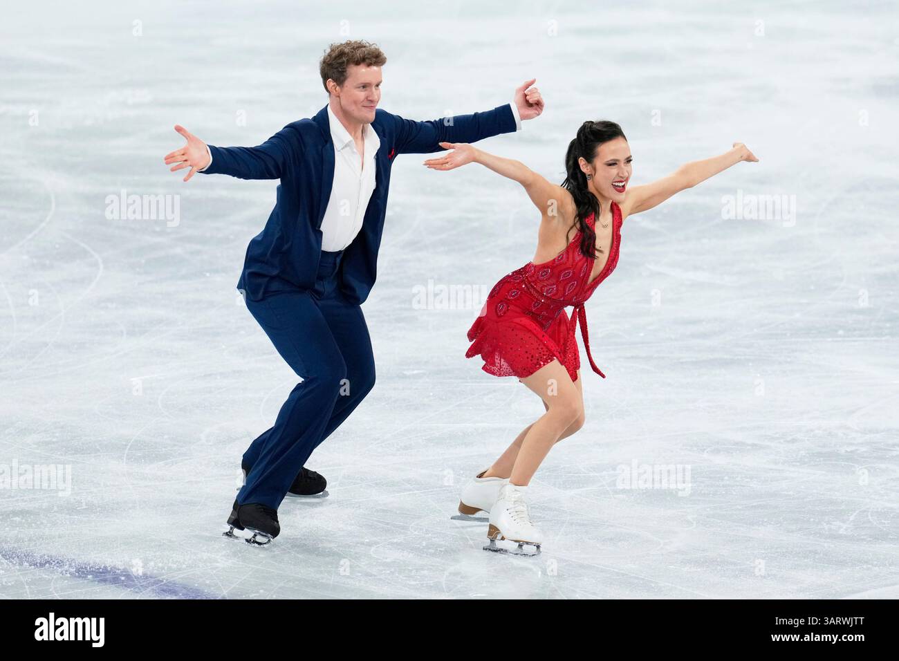 Tokyo, Japan. 17th Apr, 2025. Madison Chock & Evan Bates (USA) Figure ...