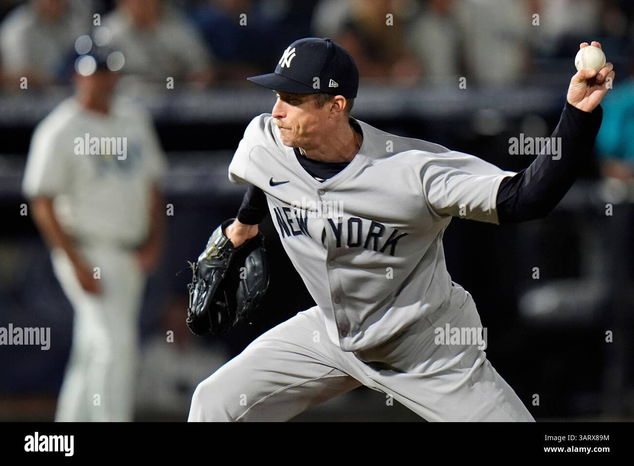 New York Yankees' Tim Hill pitches to the Tampa Bay Rays during the ...