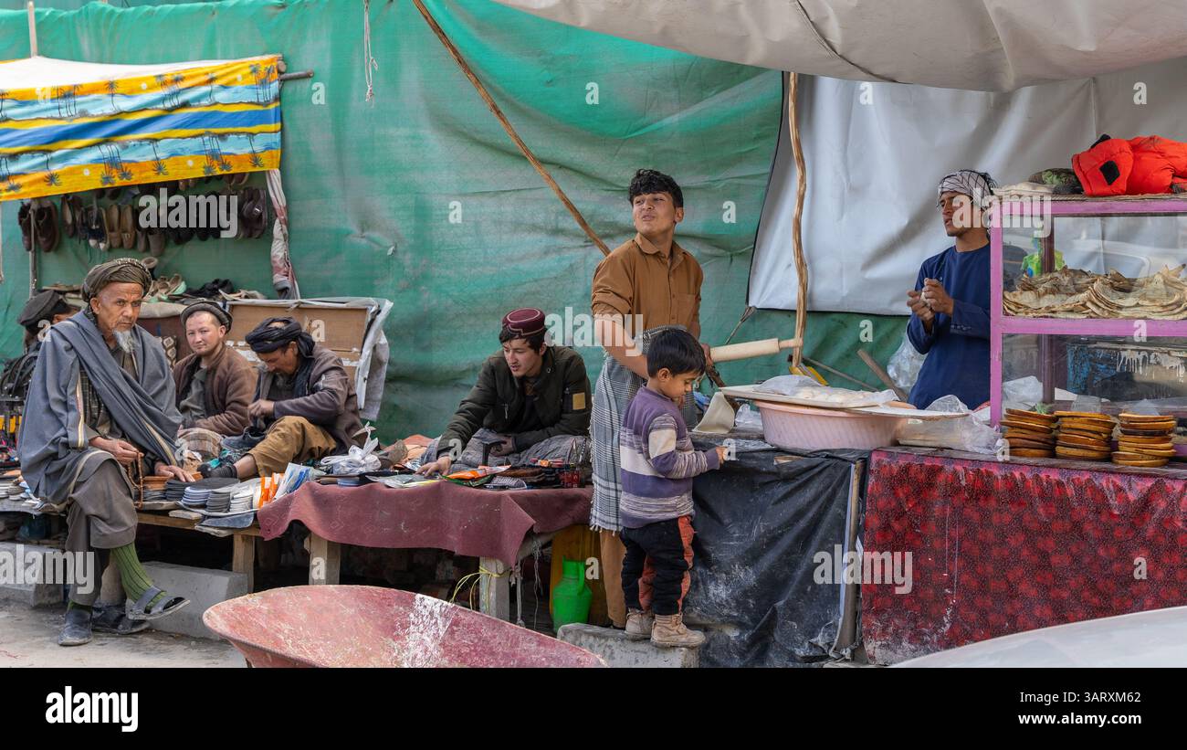 Modest workshop hi-res stock photography and images - Alamy