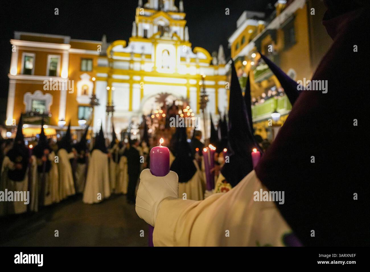 Images of the procession of the Macarena Brotherhood. On April 18, 2025 ...