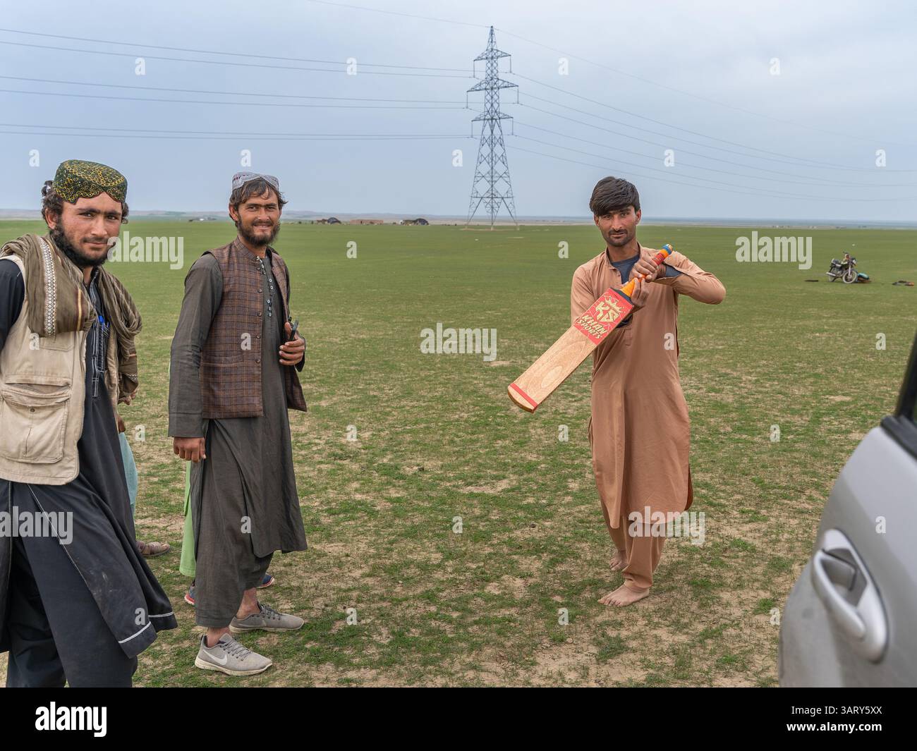 Cricket entertainment hi-res stock photography and images - Alamy