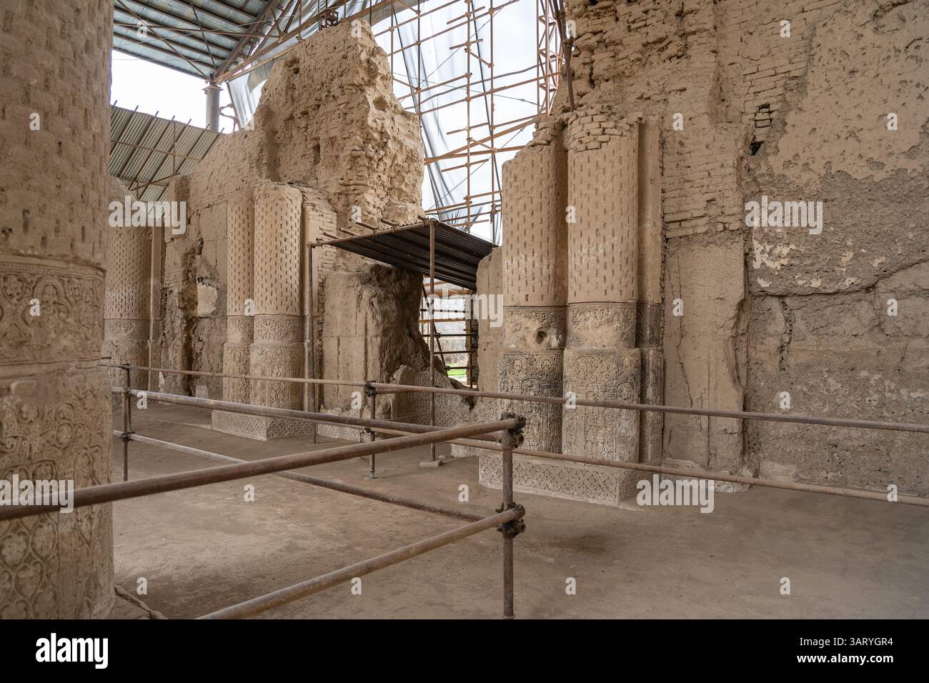 Nine domes mosque one hi-res stock photography and images - Alamy