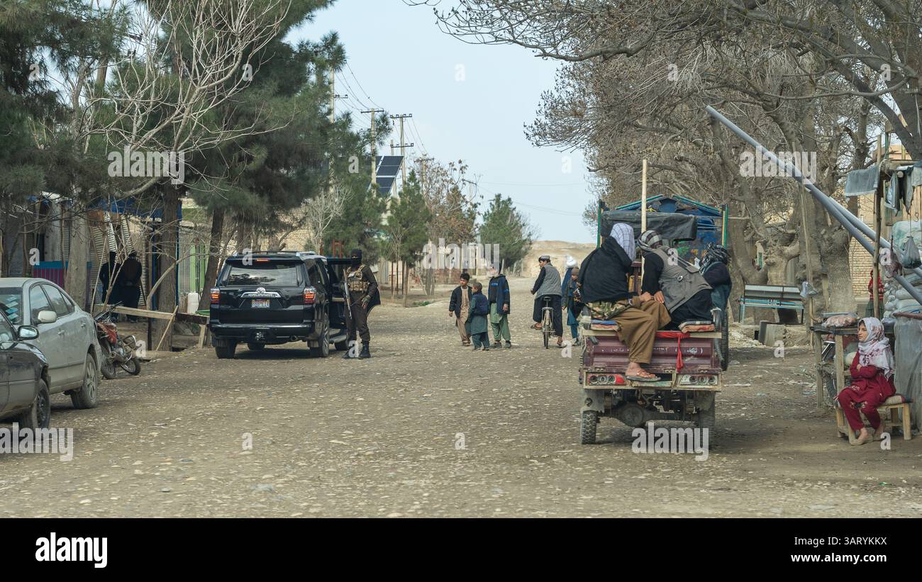 Afghan neighborhood hi-res stock photography and images - Alamy