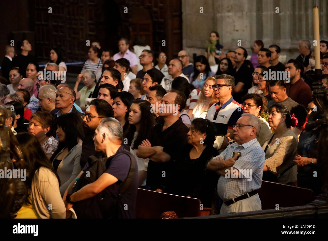 Mexico City, Mexico. 17th Apr, 2025. Catholic faithful attend the mass ...