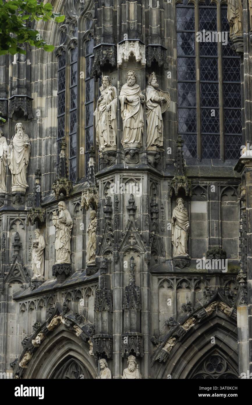 Aachen cathedral construction hi-res stock photography and images - Alamy