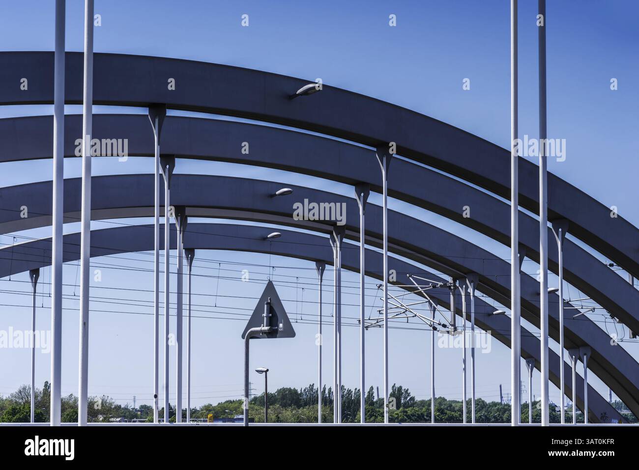 Arch shapes hi-res stock photography and images - Alamy