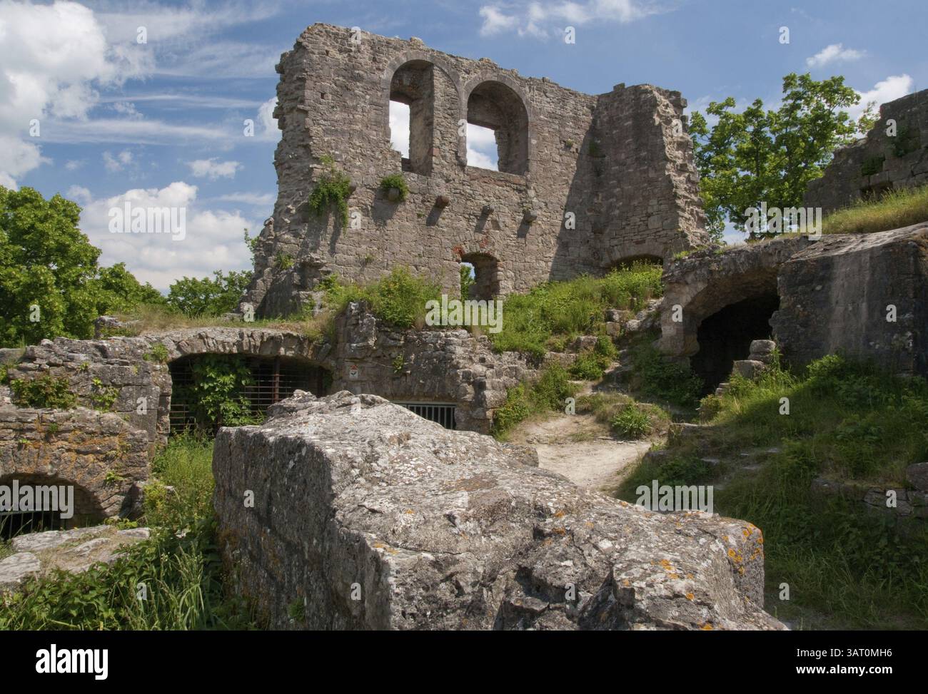 Homburg castle ruins hi-res stock photography and images - Alamy
