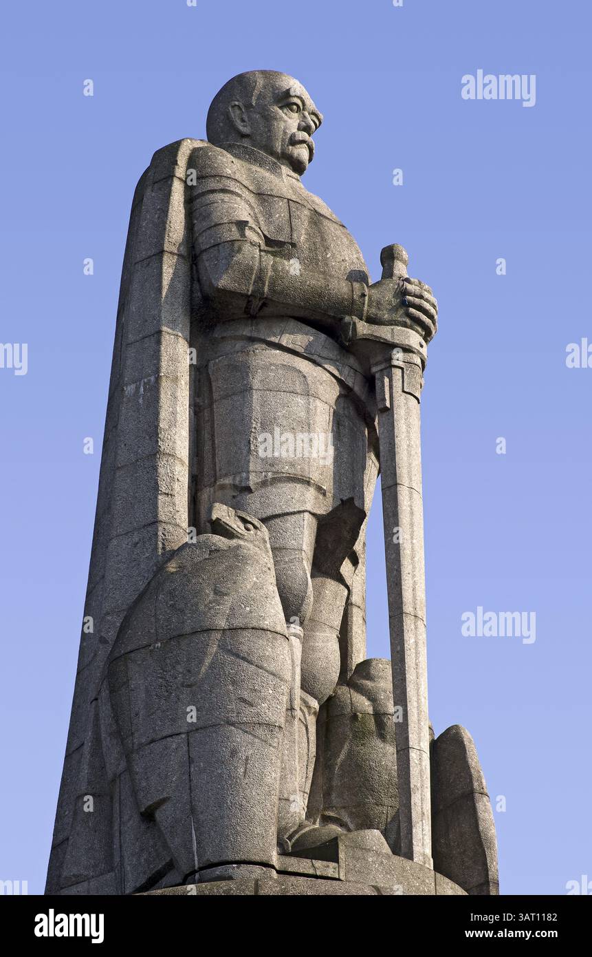 Statues of statesmen hi-res stock photography and images - Alamy