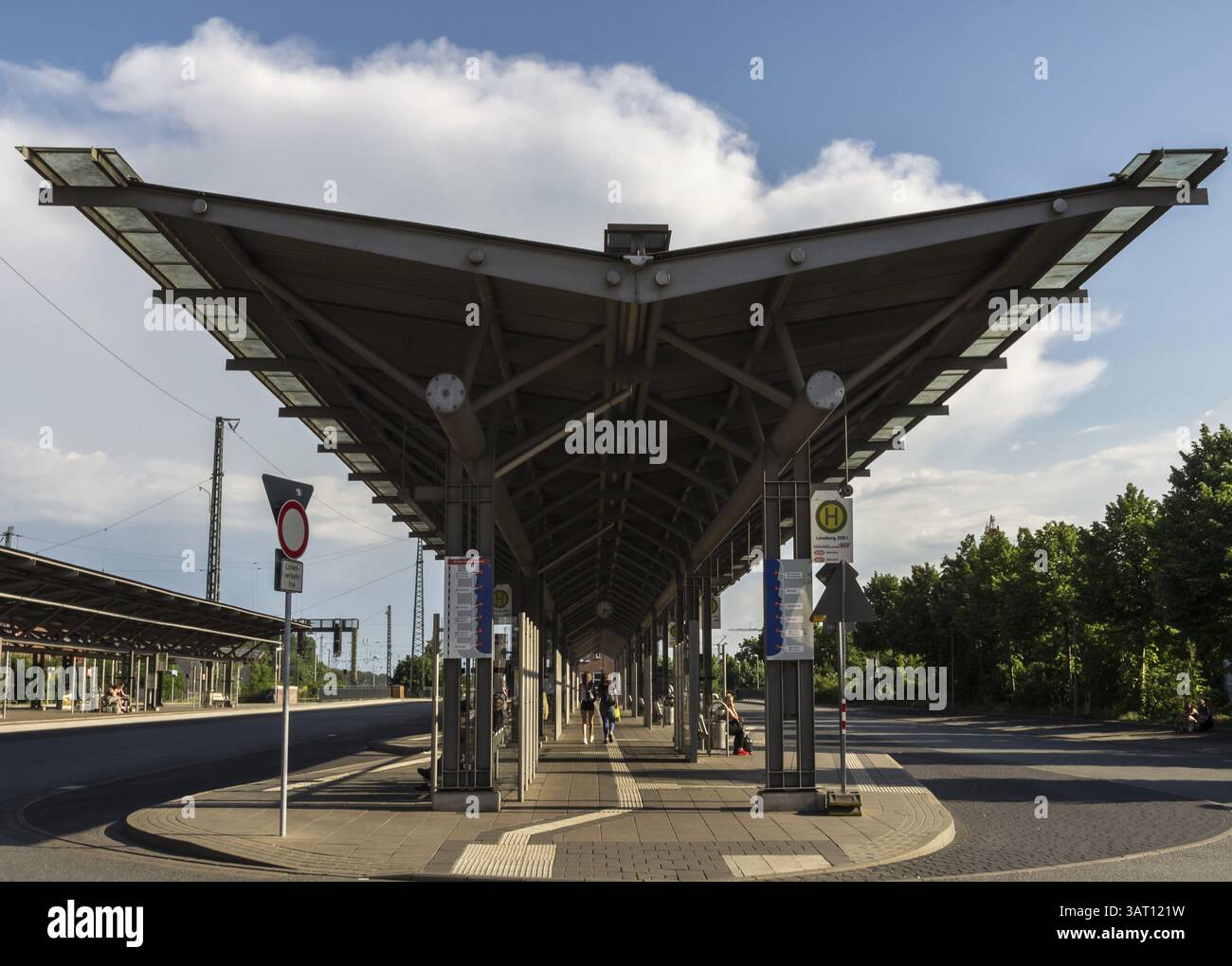 Modern bus station Stock Photo - Alamy