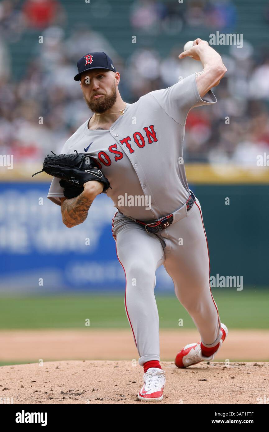 CHICAGO, IL - APRIL 13: Boston Red Sox pitcher Garrett Crochet (35 ...