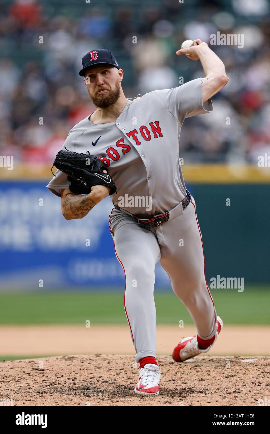 CHICAGO, IL - APRIL 13: Boston Red Sox pitcher Garrett Crochet (35 ...