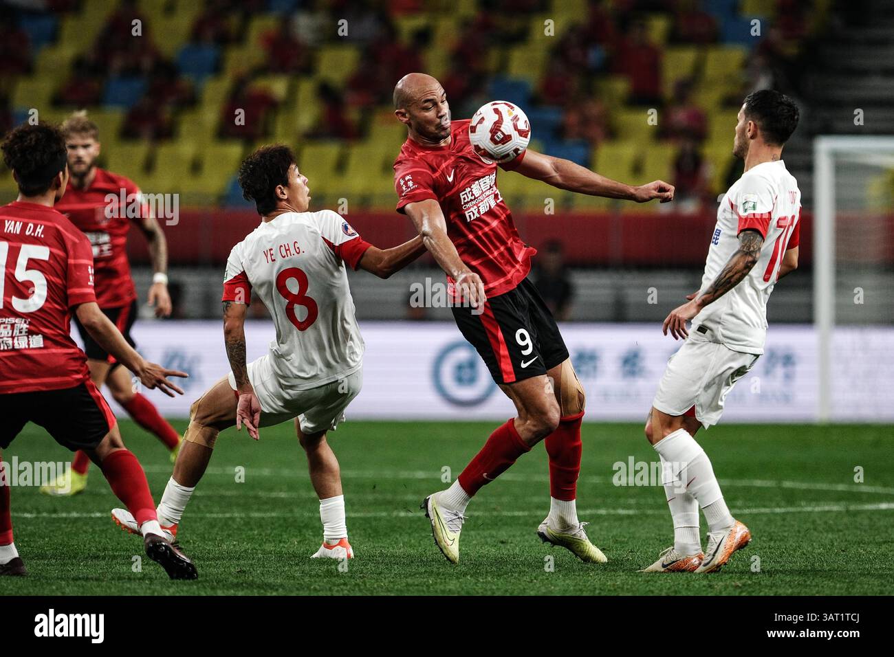Chengdu Rongcheng Football Club 1-1 draw Yunnan Yukun Football Club at ...