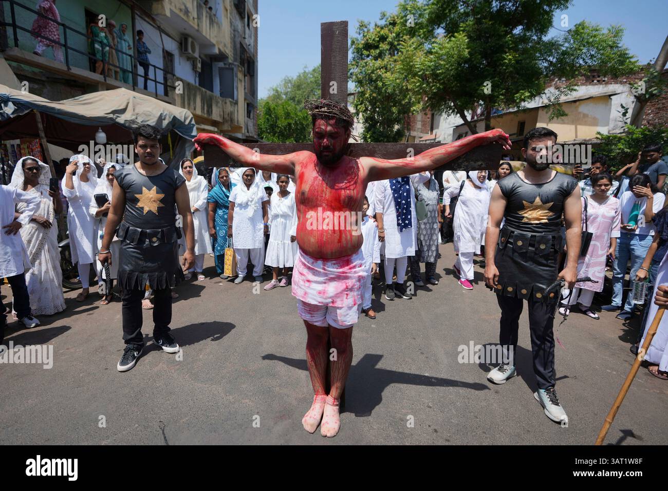 Indian Christians reenact the crucifixion of Jesus Christ to mark Good ...
