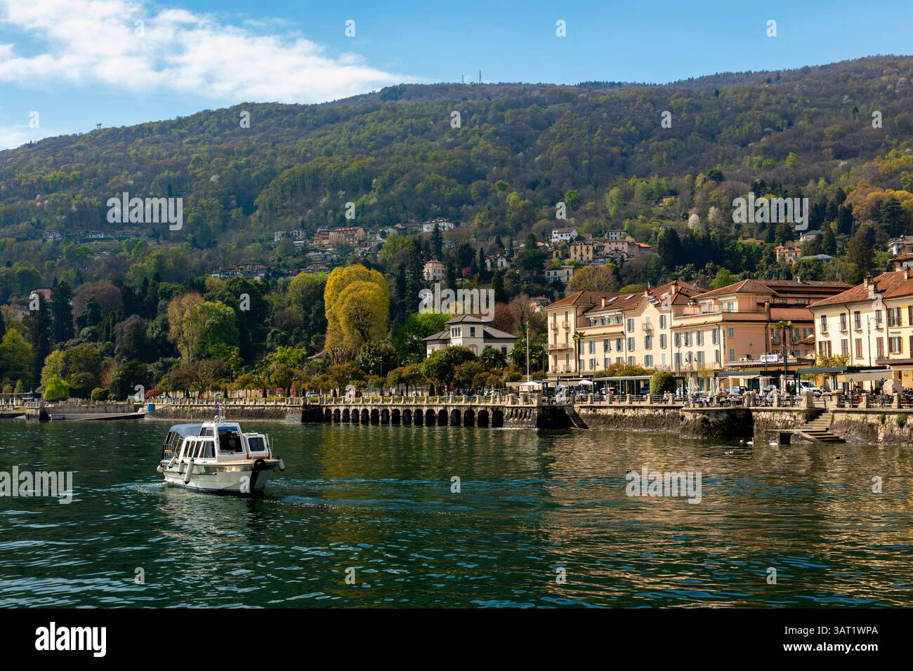 Baveno am Lago Maggiore in Italien Stock Photo - Alamy