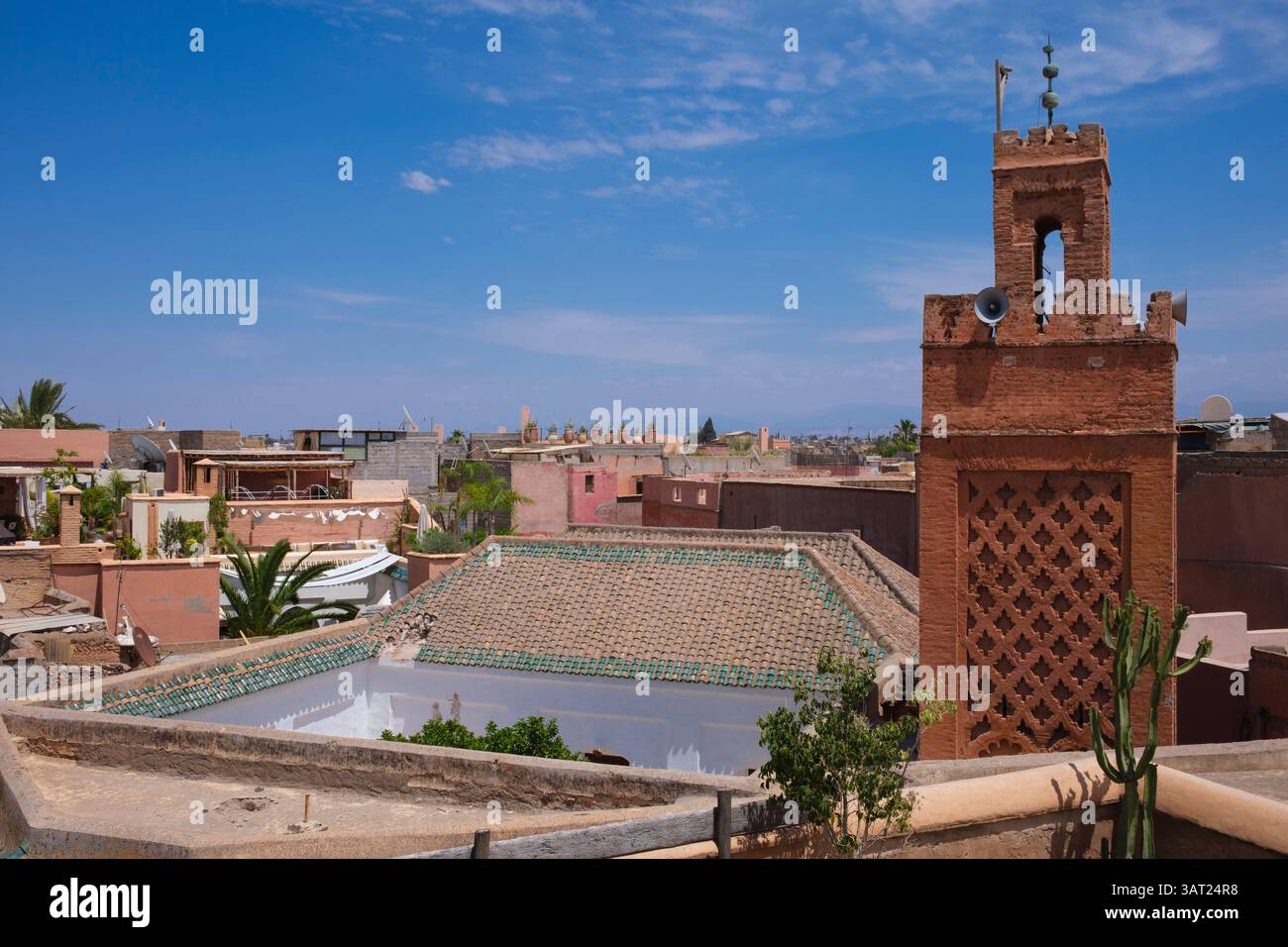 Morocco: The minaret of the Eloussta Kaat Ben Nahid Mosque, Medina of Marrakesh, Marrakesh ...