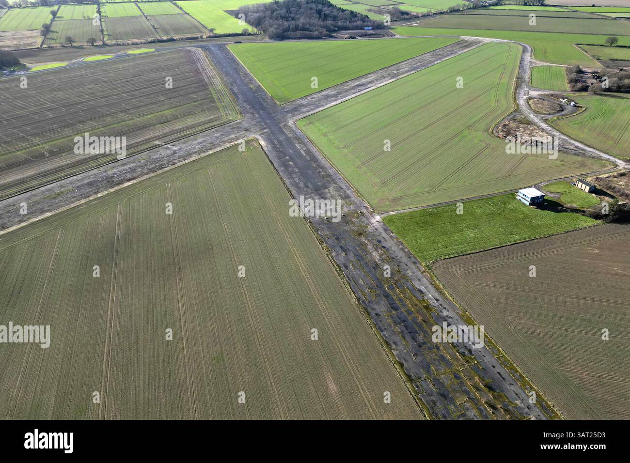 WW2 Military Architecture, Former RAF Wombleton runway, WW2 bomber ...