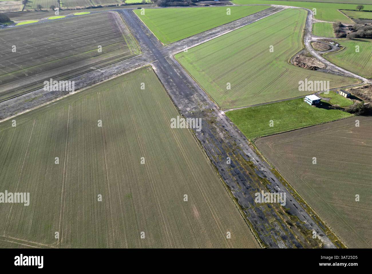 WW2 Military Architecture, Former RAF Wombleton runway, WW2 bomber ...