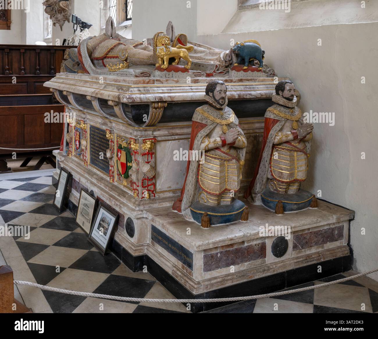 Henry howard tomb hi-res stock photography and images - Alamy
