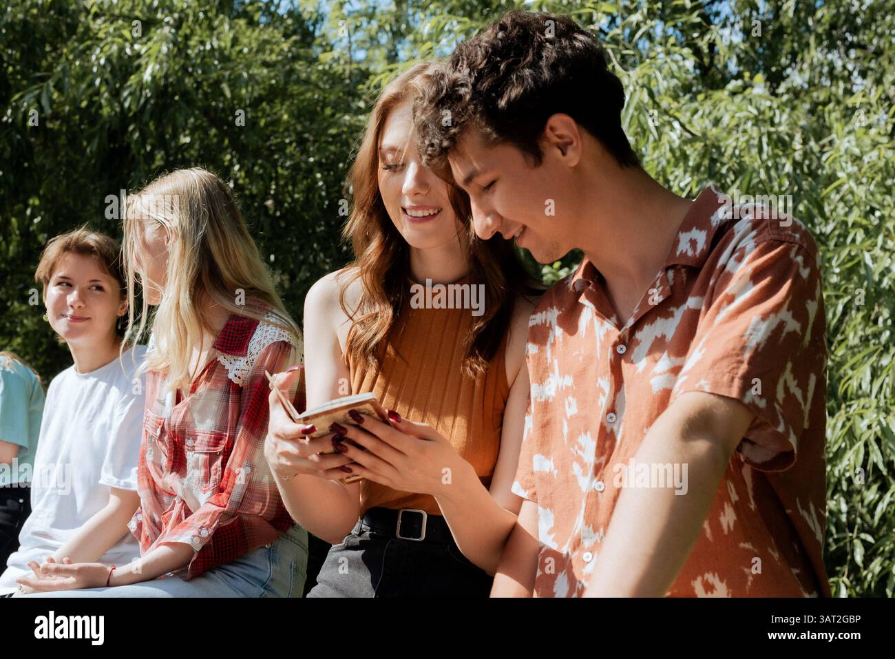 Real teenagers hi-res stock photography and images - Alamy